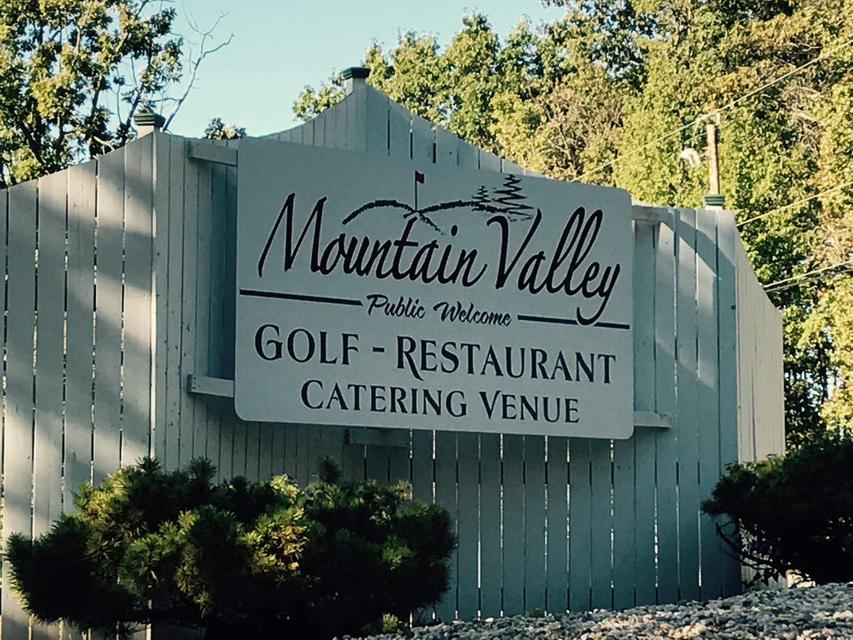 Mountain Valley – Breakfast in the Skook